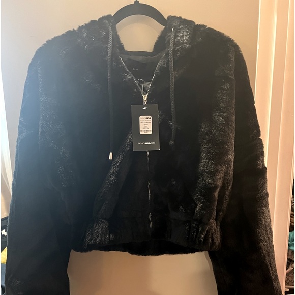 Fashion Nova | Jackets & Coats | Medium Fashion Nova Short Waist Jacket ...